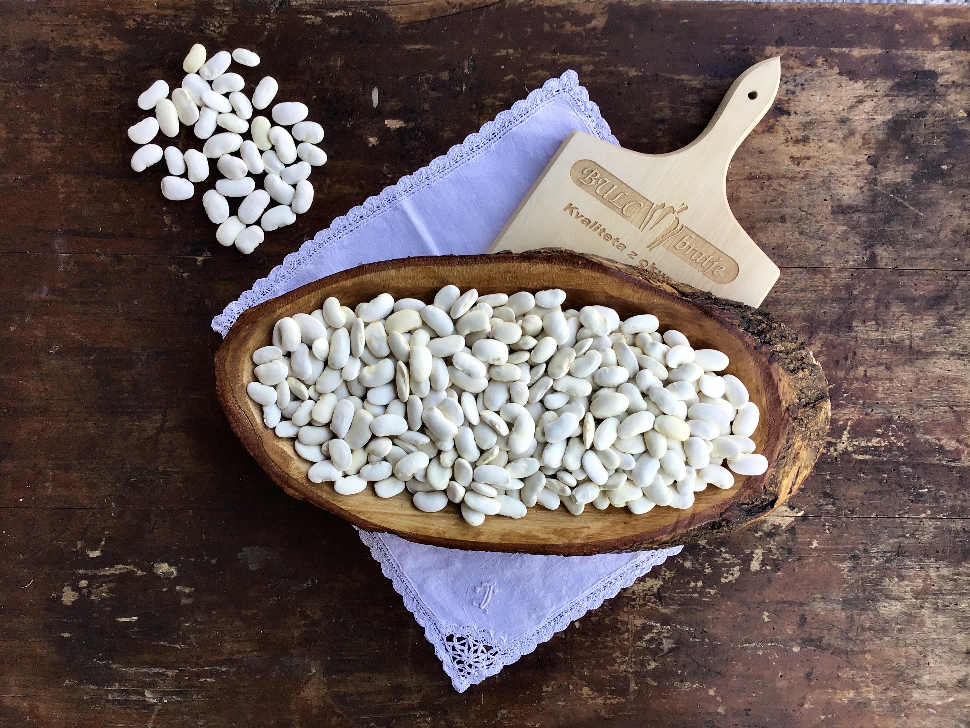 FIŽOL beli rinfuza 25 kg Kirgizistan